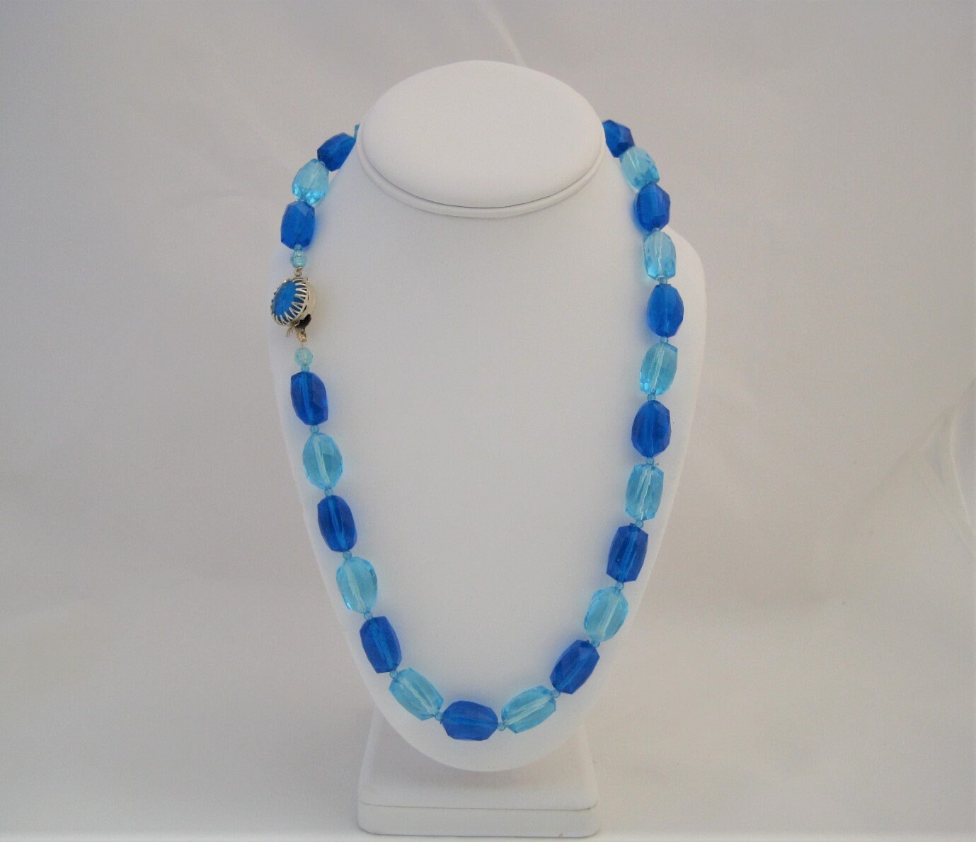 Vintage Blue Lucite Big Beaded Necklace / Lucite Gem Necklace With ...