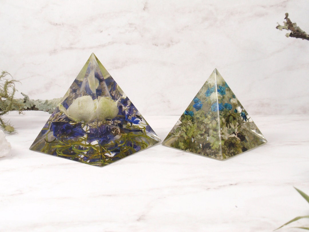 Custom Pyramid With Your Flowers Home Decor | Memorial Keepsake ...