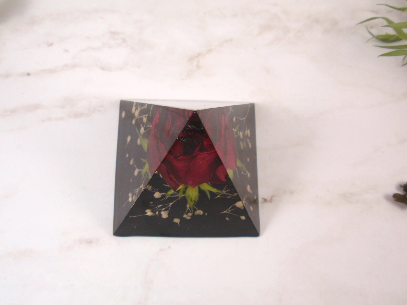 Red Rose Resin Pyramid Paperweight Keepsake Real Flower - Etsy