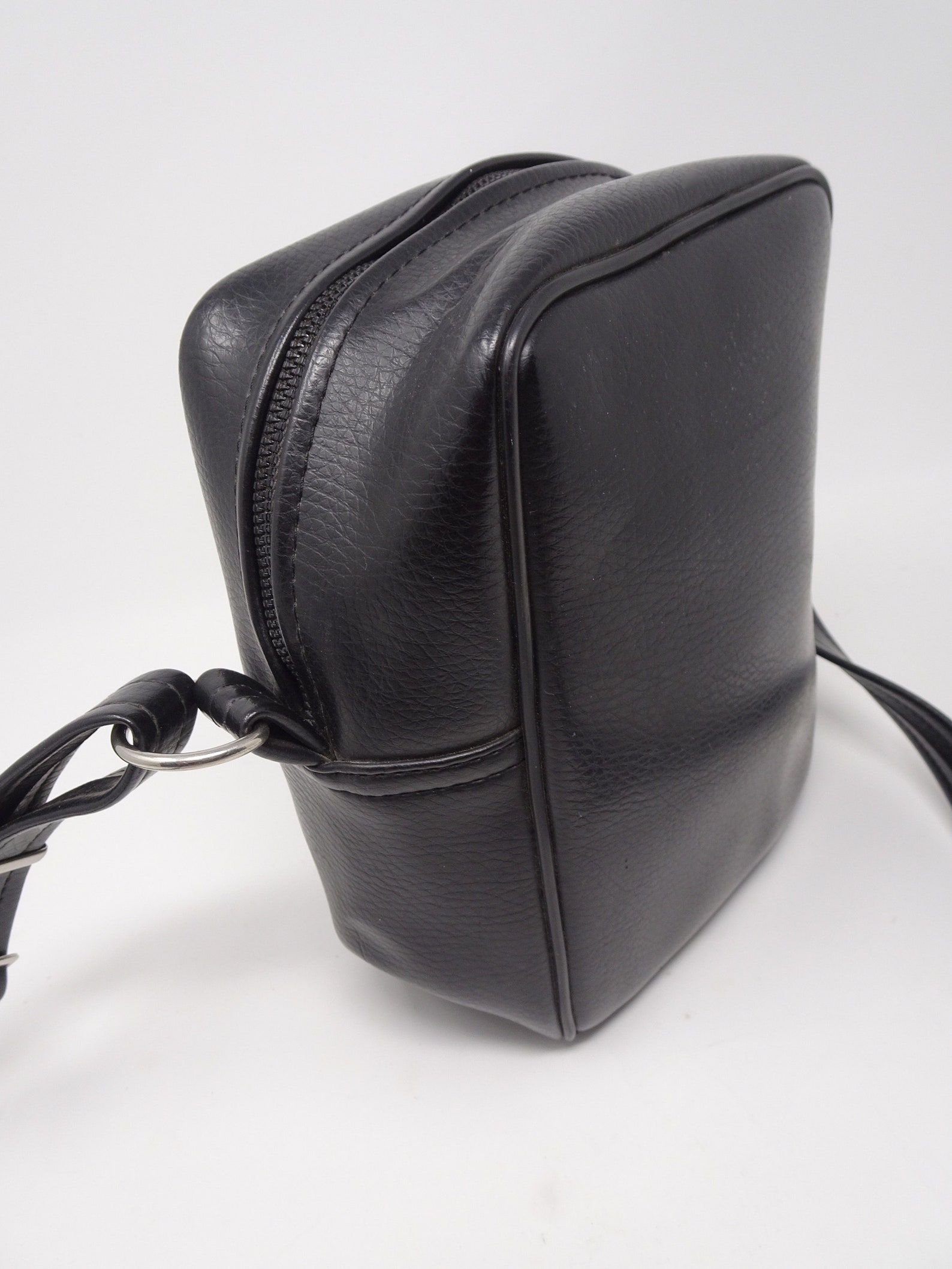 NICE Vintage 1970's Black PVC Camera Bag Mde in USA by 'perrin' - Great ...