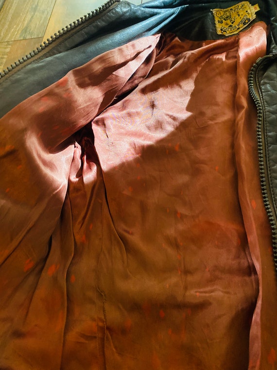 BEAUTIFUL Vintage 1960's Leather Jacket Made In New Y… - Gem