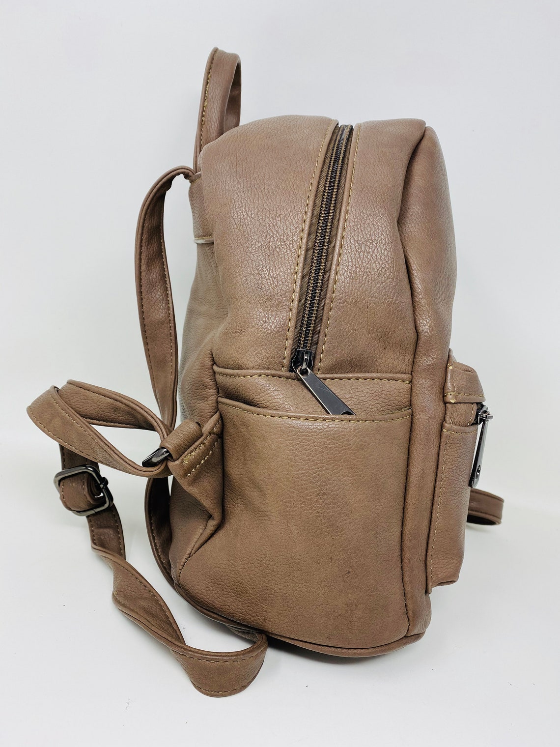 NICE Faux-leather Fawn Coloured Backpack Lots of Pockets - Etsy UK