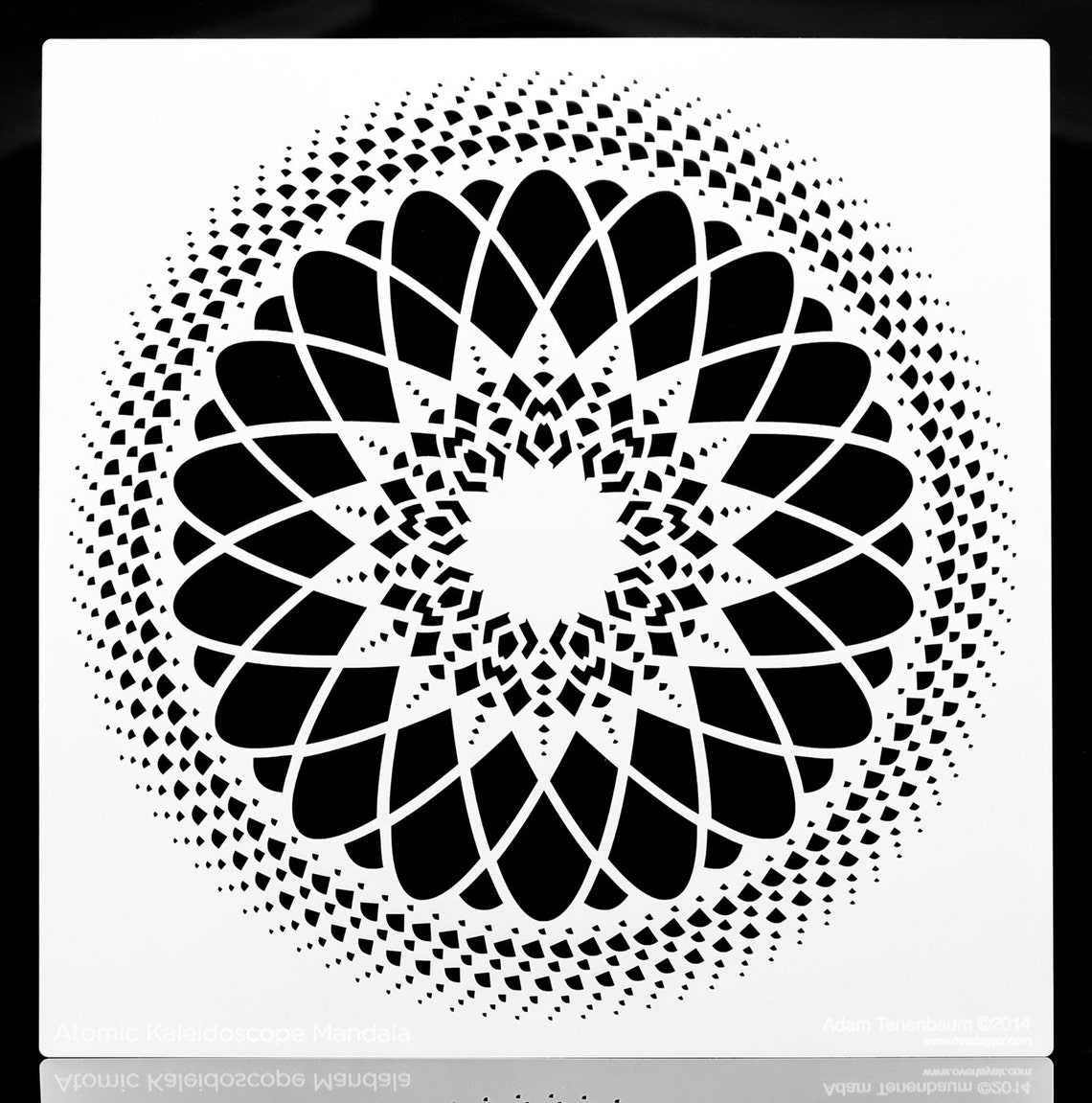 Atomic Kaleidoscope Mandala. Wall / Art / Craft / Painting / Makeup ...