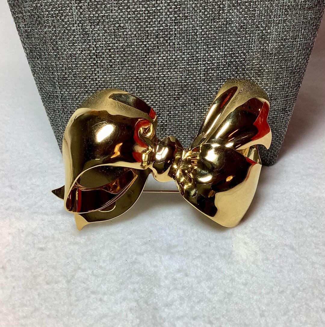 Vintage Gold Ribbon Bow Monet Brooch Pin Signed Designer Jewelry Large ...
