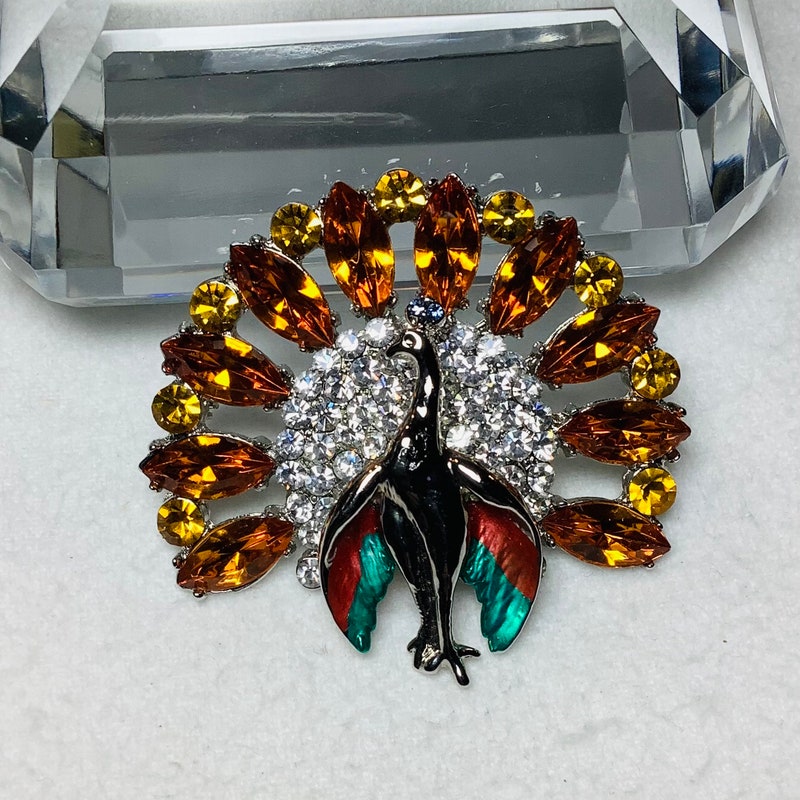 Peacock Enamel Pin - Etsy