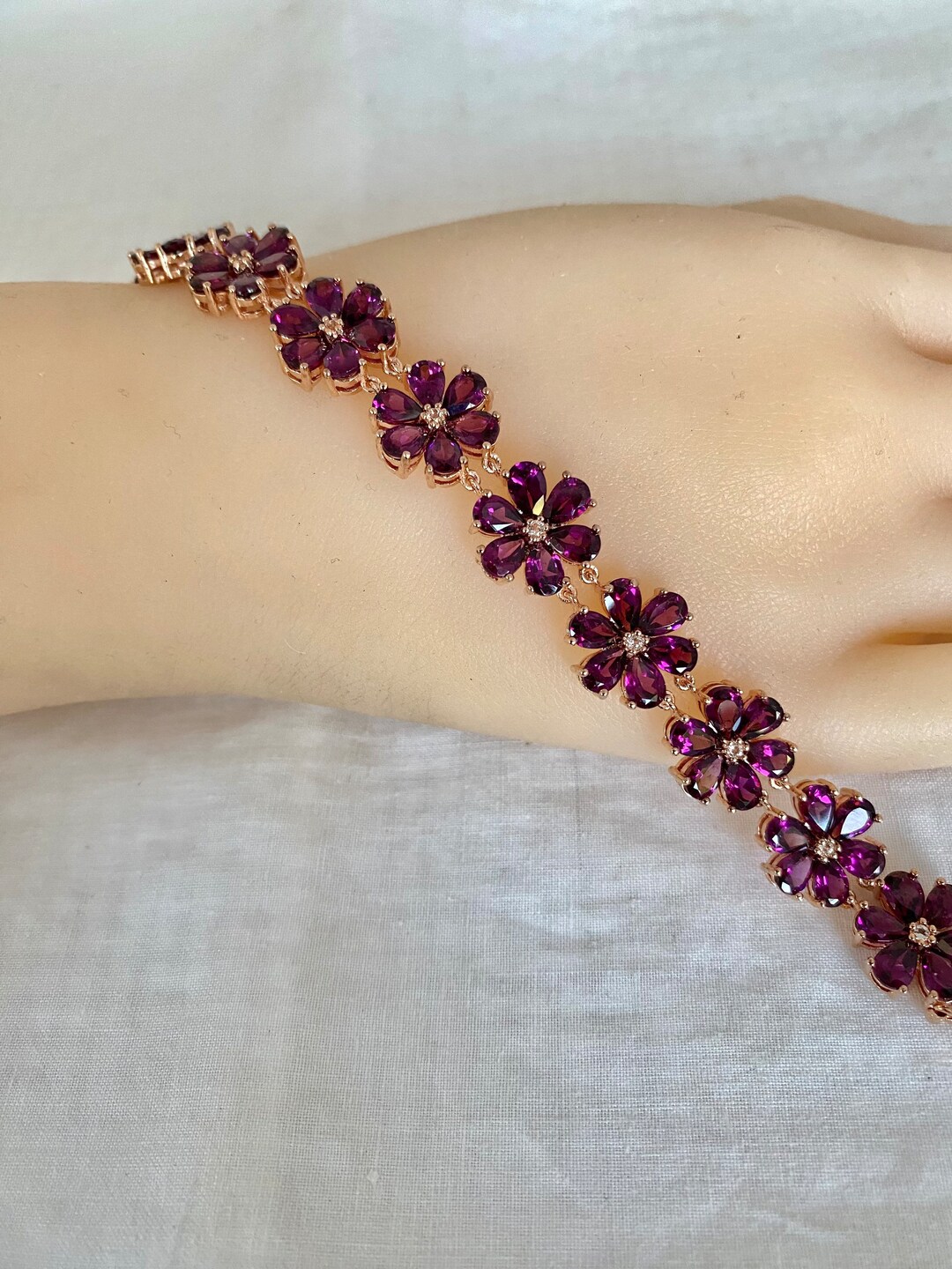 18K Rose Gold 37.13ctw Raspberry Rhodolite Gemstones Floral Design 18K ...