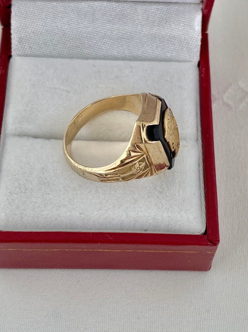 10K Solid Gold 1940 Bladensburg Class Ring Aged Patina Some Wear ...