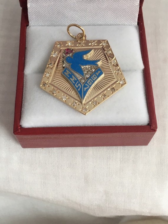 14K Gold 25 Genuine Diamonds 3 Ruby Masonic Order of… - Gem