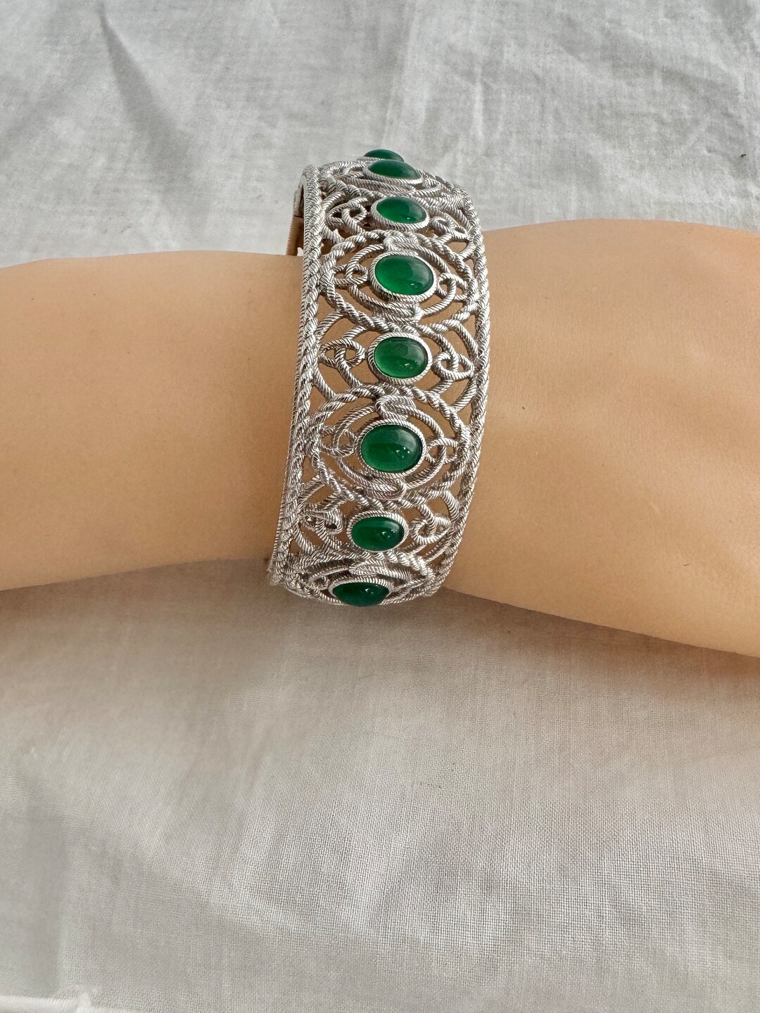 Judith Ripka Wide Green 9 Chalcedony Cabochons Wide Cuff Hinged ...