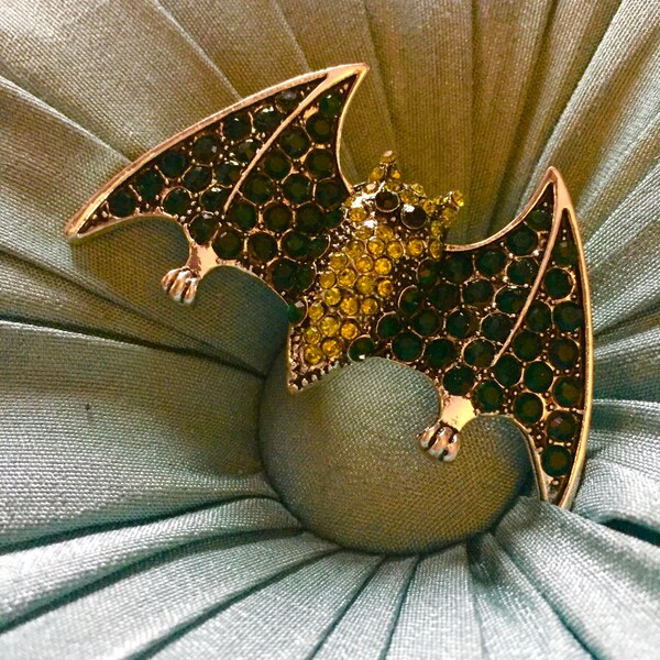 Bat Brooch - Etsy