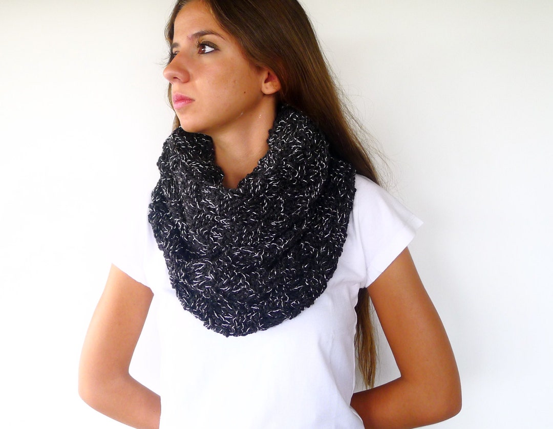 Cuello de punto hecho a mano. Bufanda negra. Bufandas de lana ...