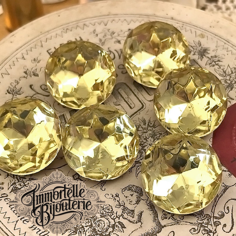 Jonquil Beads 14mm - Etsy