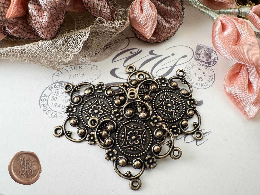 Medieval Filigree Victorian Stamping Square Bracelet 4 Ring Links ...