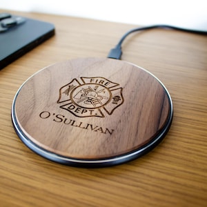 Personalized Wireless Phone Charger. Custom Engraved iPhone Charging ...