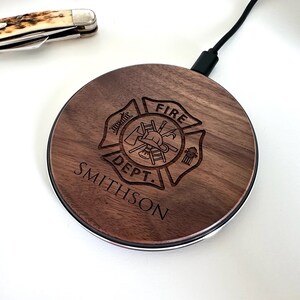 Personalized Wireless Phone Charger. Custom Engraved iPhone Charging ...