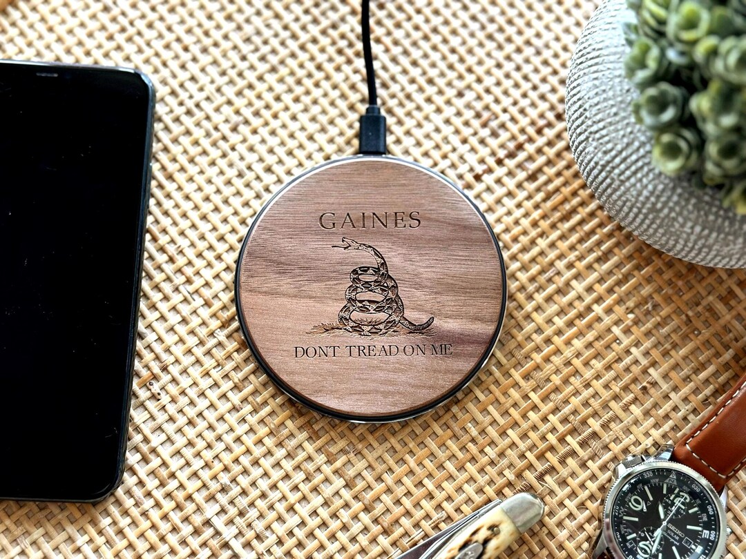 Patriotic Wireless Phone Charger. Custom Personalized iPhone Charging ...