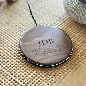 Personalized Wireless Phone Charger. Custom Engraved iPhone Charging ...