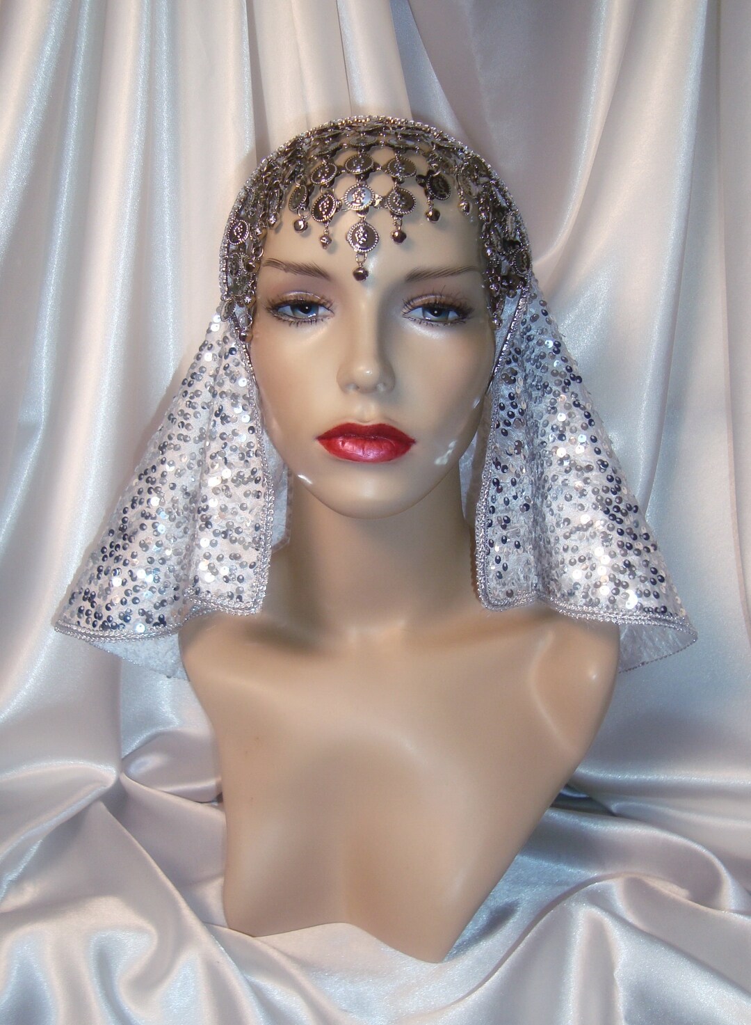 Silver Cleopatra Headpiece, Egyptian Inspired Nemes, Sequin Cleopatra ...