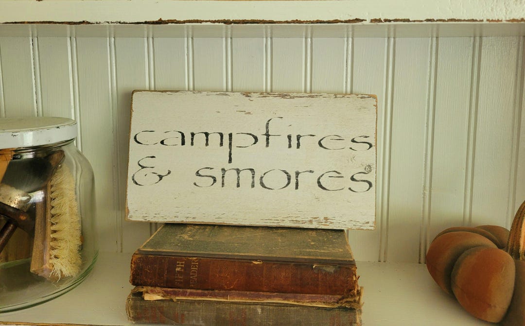 Farmhouse White Chippy Campfires and Smores Sign - Etsy