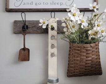 20 1/2" Shaker Style Wall Shelf Solid Oak W 2 Small Pegs Hat Rack ...