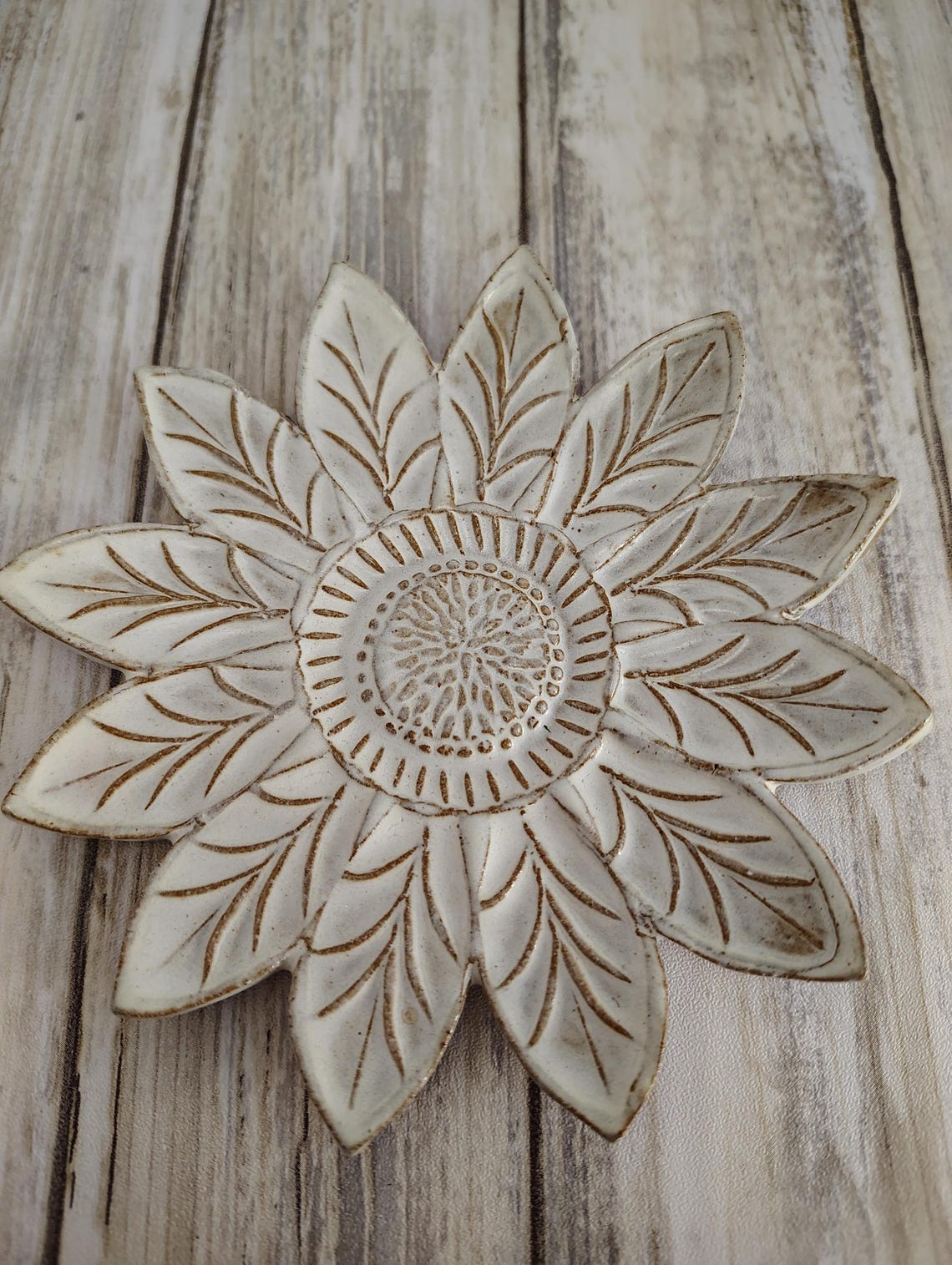 Ceramic Flower Ring Dish / Handmade - Etsy
