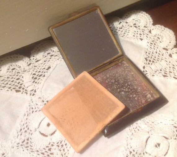 Vintage French Powder Compact. Collectors Item. " Bre… - Gem