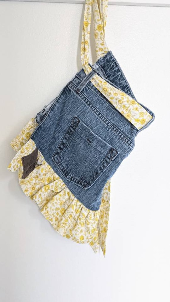 Shabby Chic Denim Apron Upcycled Clothing Tutorial: How To Make An