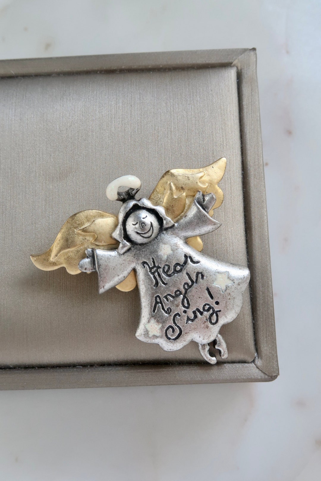 Vintage 1980s AJMO Hear Angel Sing Brooch - Etsy