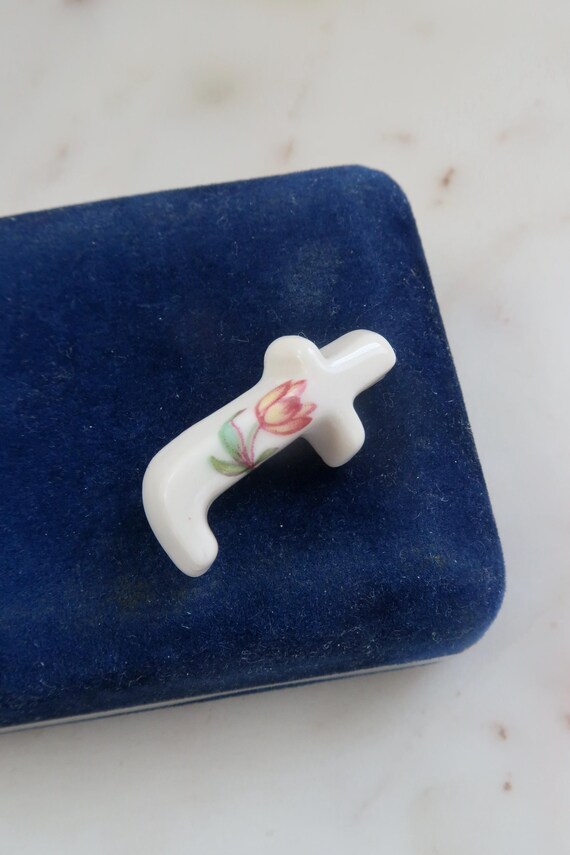 Vintage monogram letter t - Gem