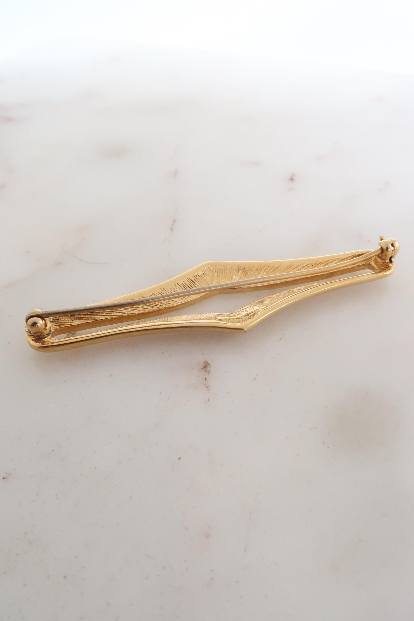 Vintage Monet Gold Bar Brooch - Etsy