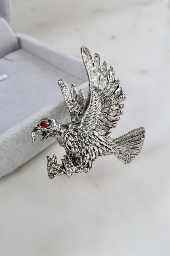 vintage silver flying - Gem
