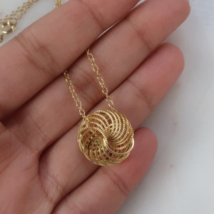 Vintage Gold Spiral Pendant Necklace - Etsy