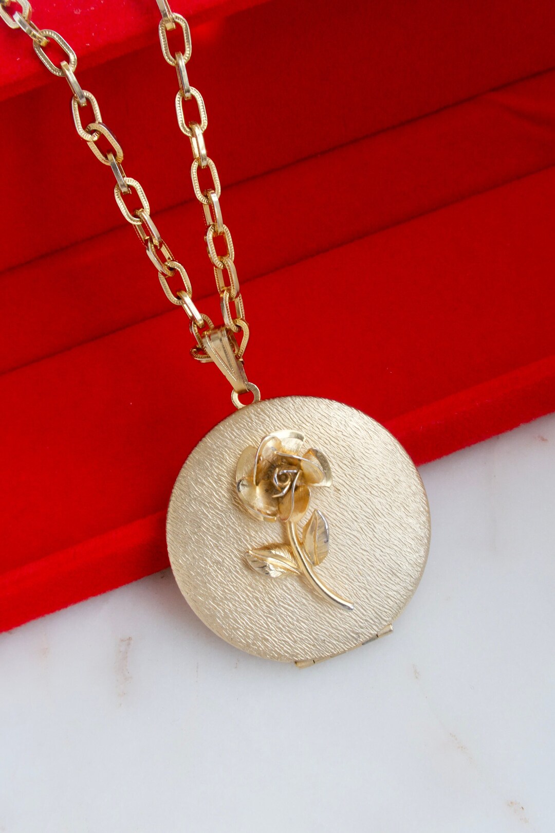 Vintage Gold Rose Locket Necklace - Gold Rose Flower Necklace - Round ...