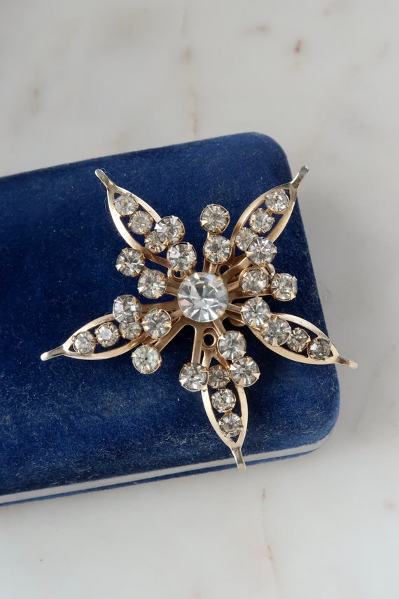 Vintage Brooch Pin Starburst Gem