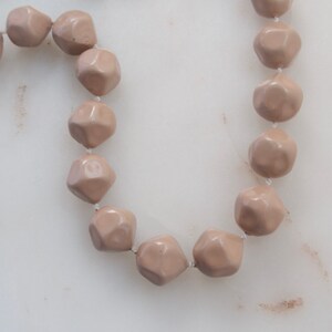 Vintage Beige Bead Necklace - Etsy