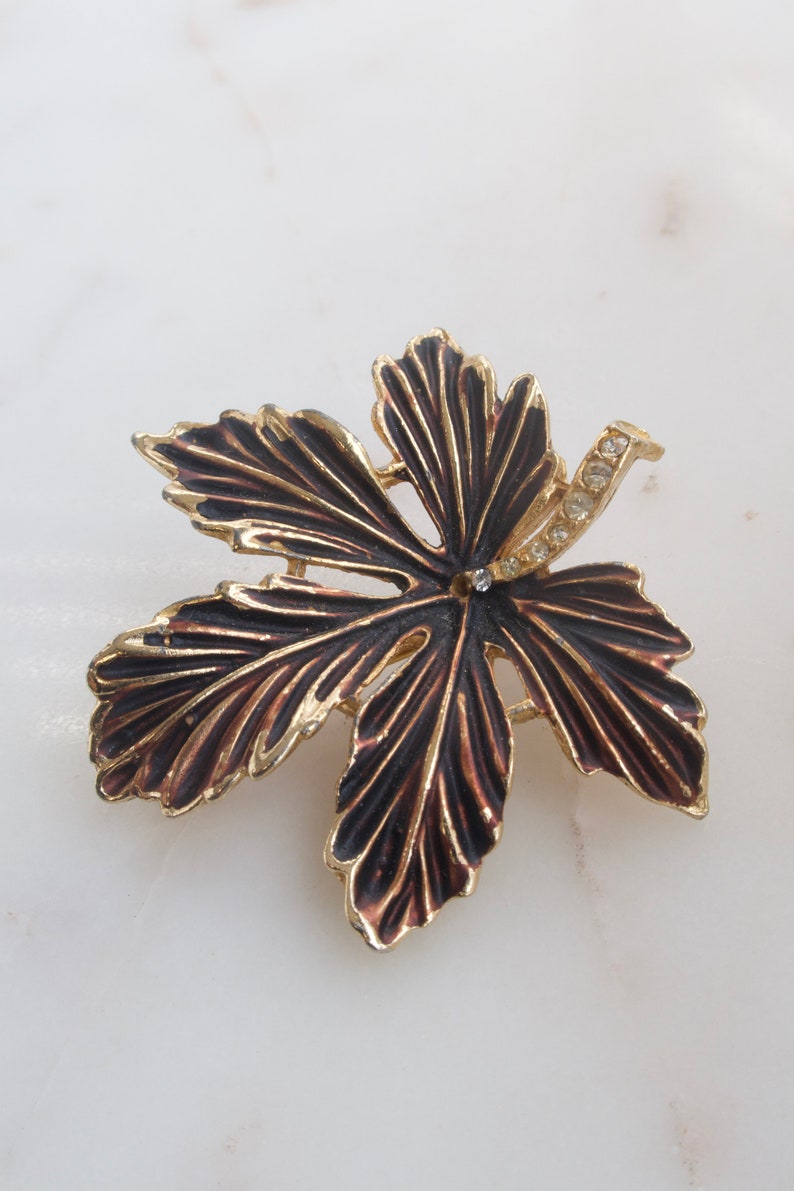 Vintage Brown Enamel Maple Leaf Brooch - Etsy