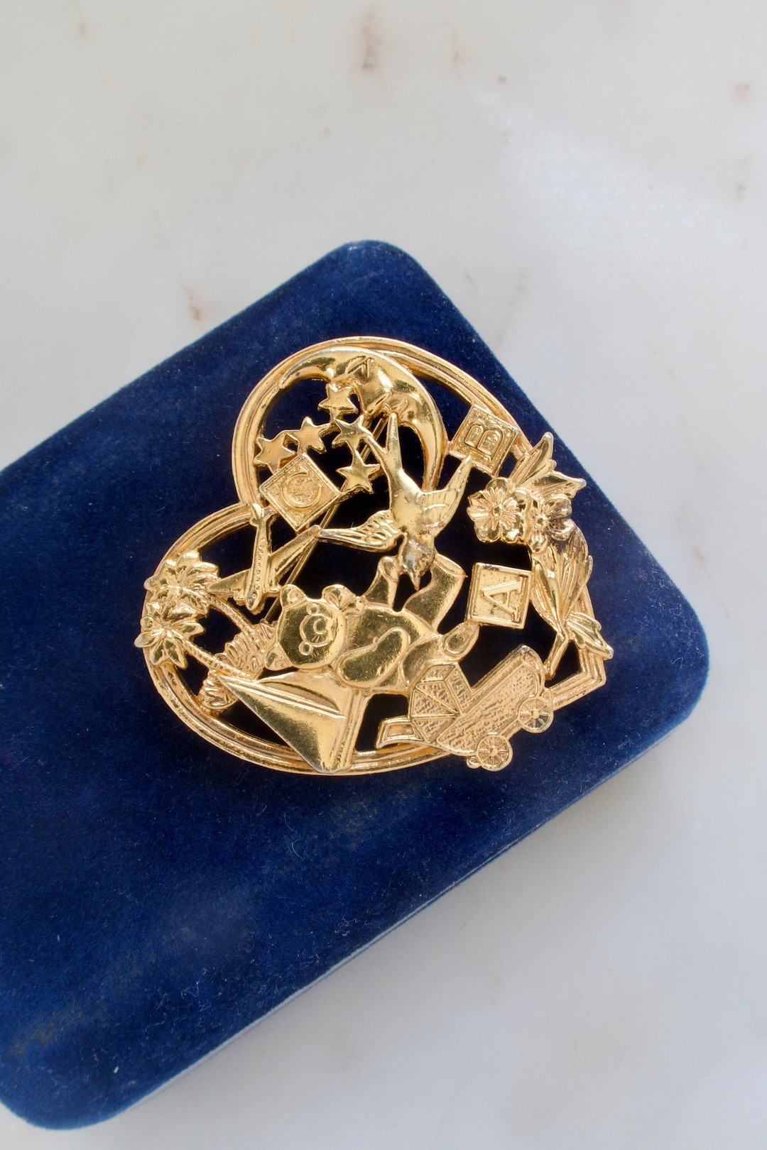 Vintage 1990 AVON Sweet Memories Pin Teddy Bear Brooch Heart Brooch ...