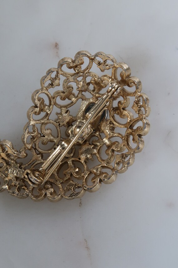 Vintage JJ Green Rhinestone Filigree Brooch - Gem