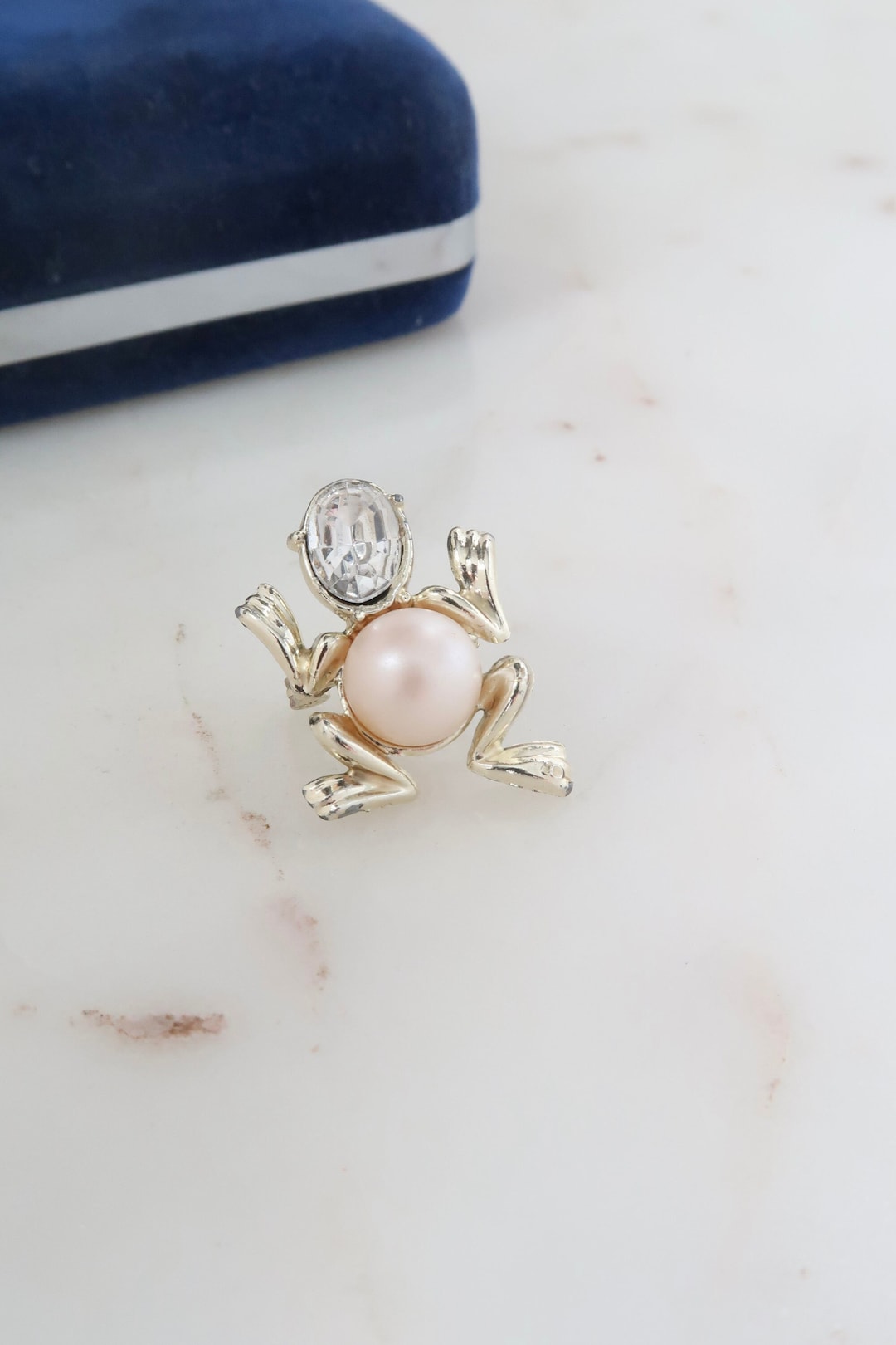 Vintage Gold Tone Frog Brooch Gold Frog Pin Dainty Pin Pearl - Etsy