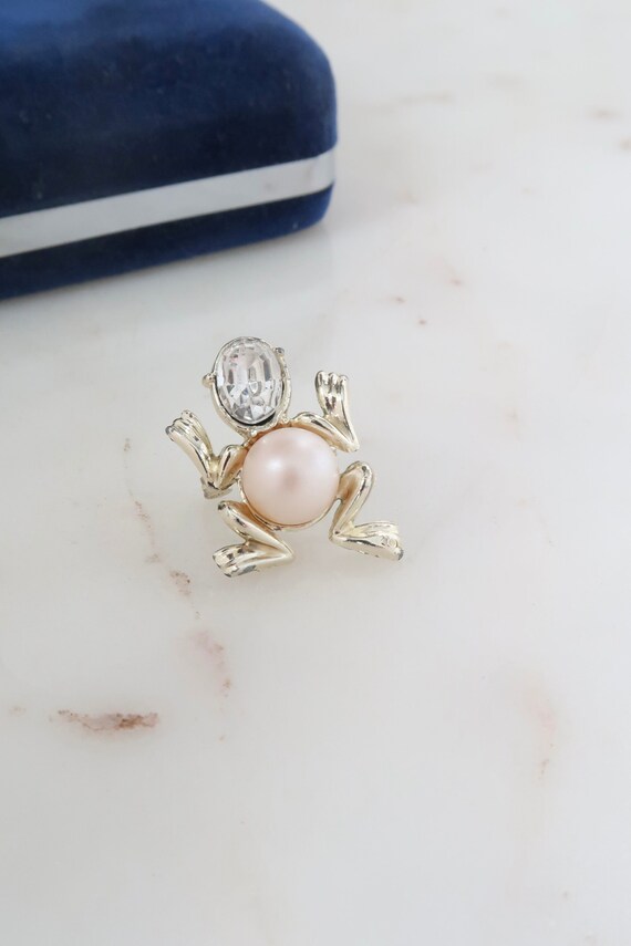 Vintage crystal frog - Gem