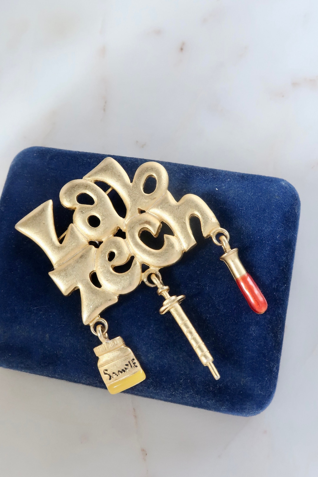 Vintage 1980s TARA Lab Tech Brooch - Etsy