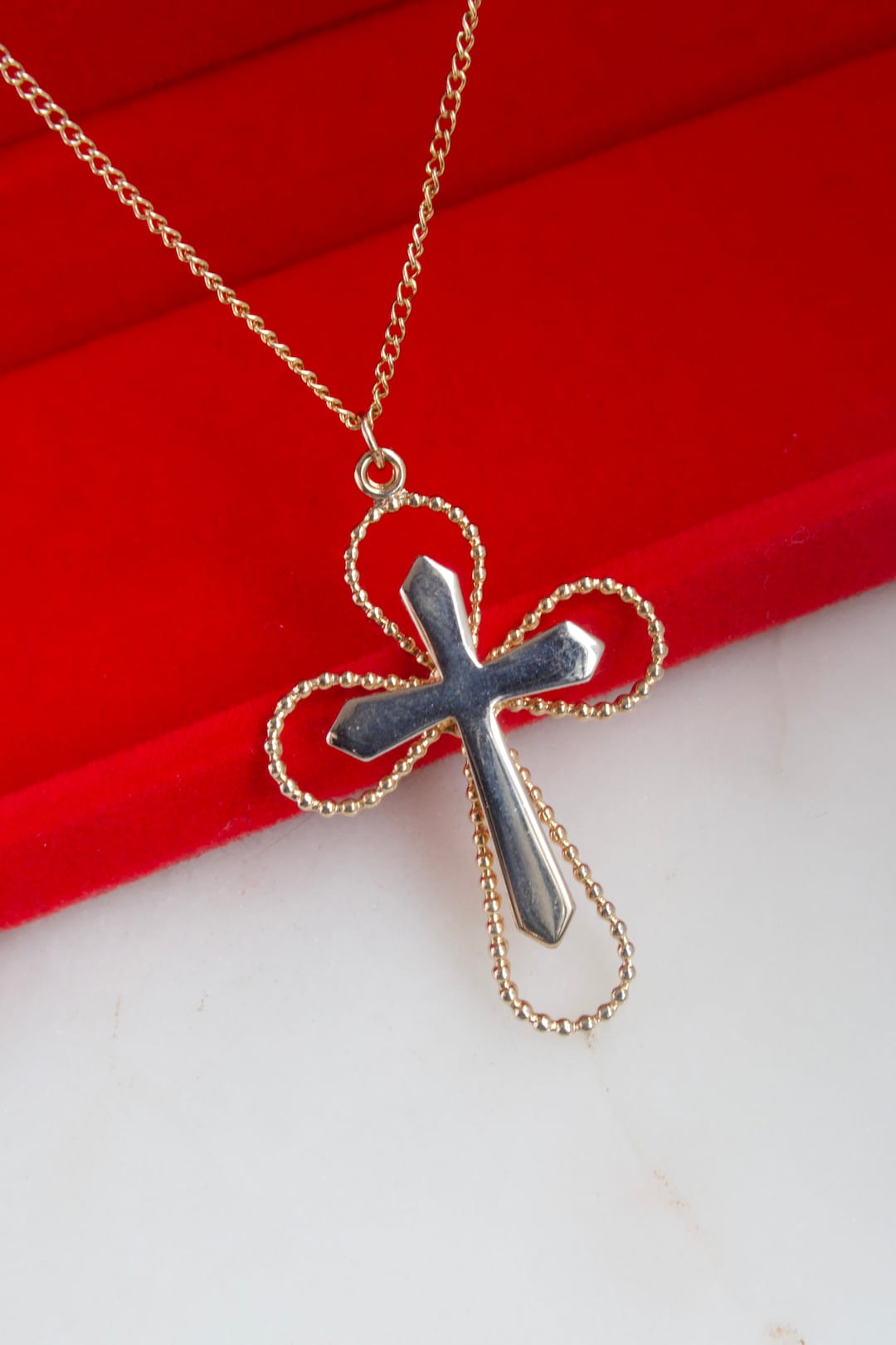 Vintage SARAH COVENTRY Gold Cross Pendant Necklace - Etsy