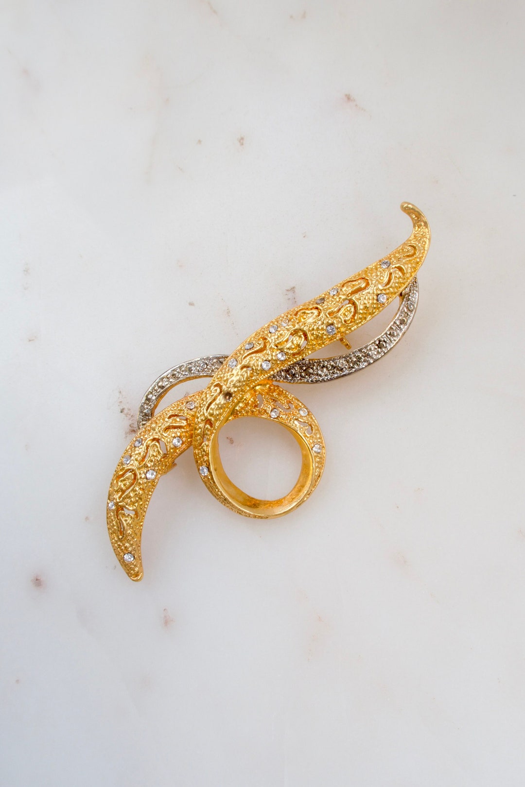 Vintage Avon OS Silver & Gold Ribbon Brooch - Ribbon Brooch - Marcasite ...