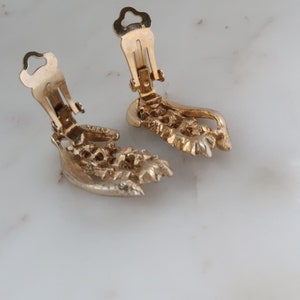 Vintage DODD'S Floral Gold Brooch & Earrings Set Purple Crystal Flower ...