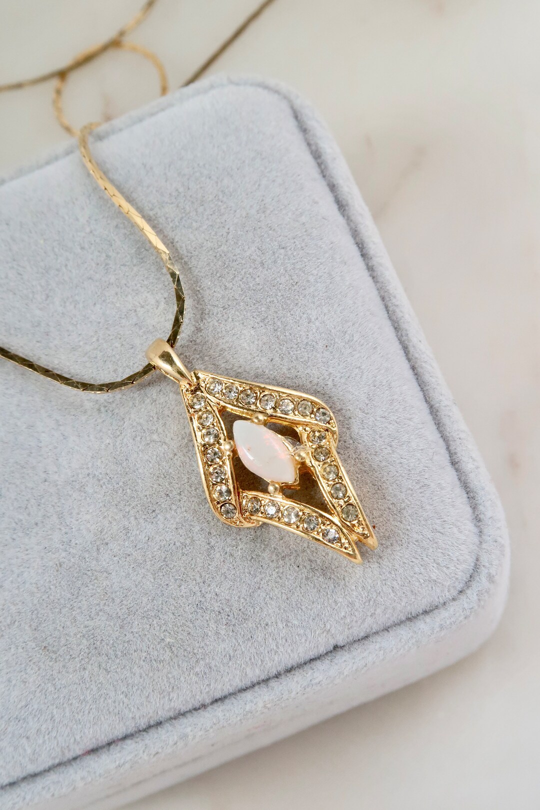 Vintage Ronte of Beverly Hills Genuine Opal Pendant Necklace Opal ...