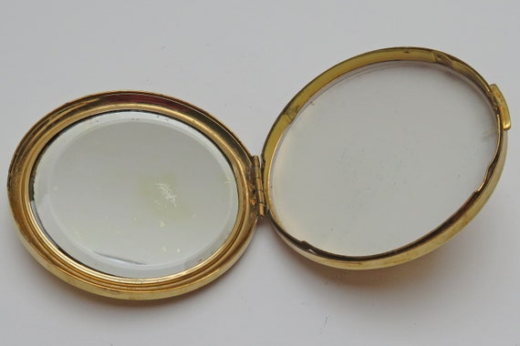 Vintage Regents of London powder compact (mid-century) - Gem
