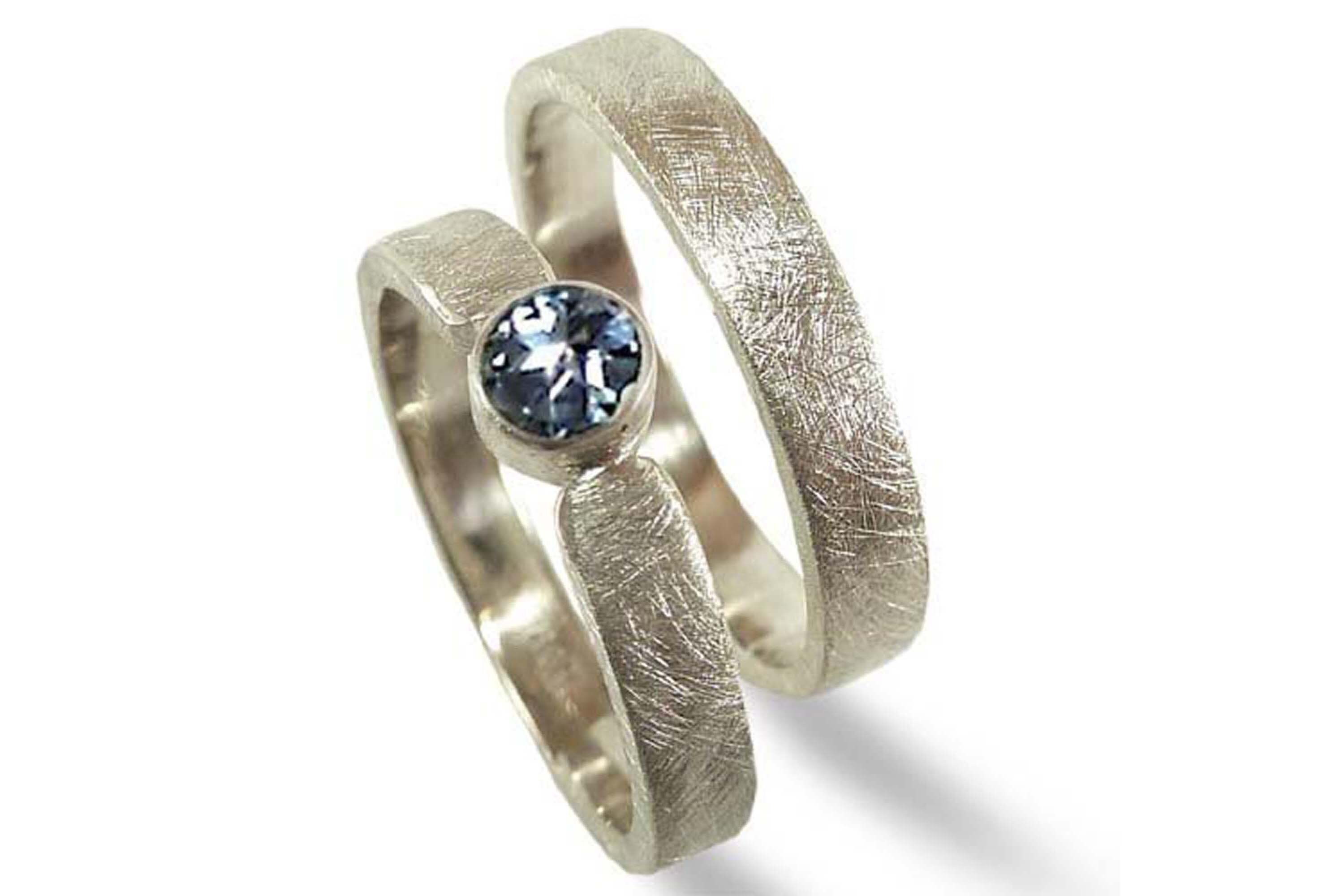 Eheringe SET Silber und dunkelblauer TOPAS London blue - Etsy.de