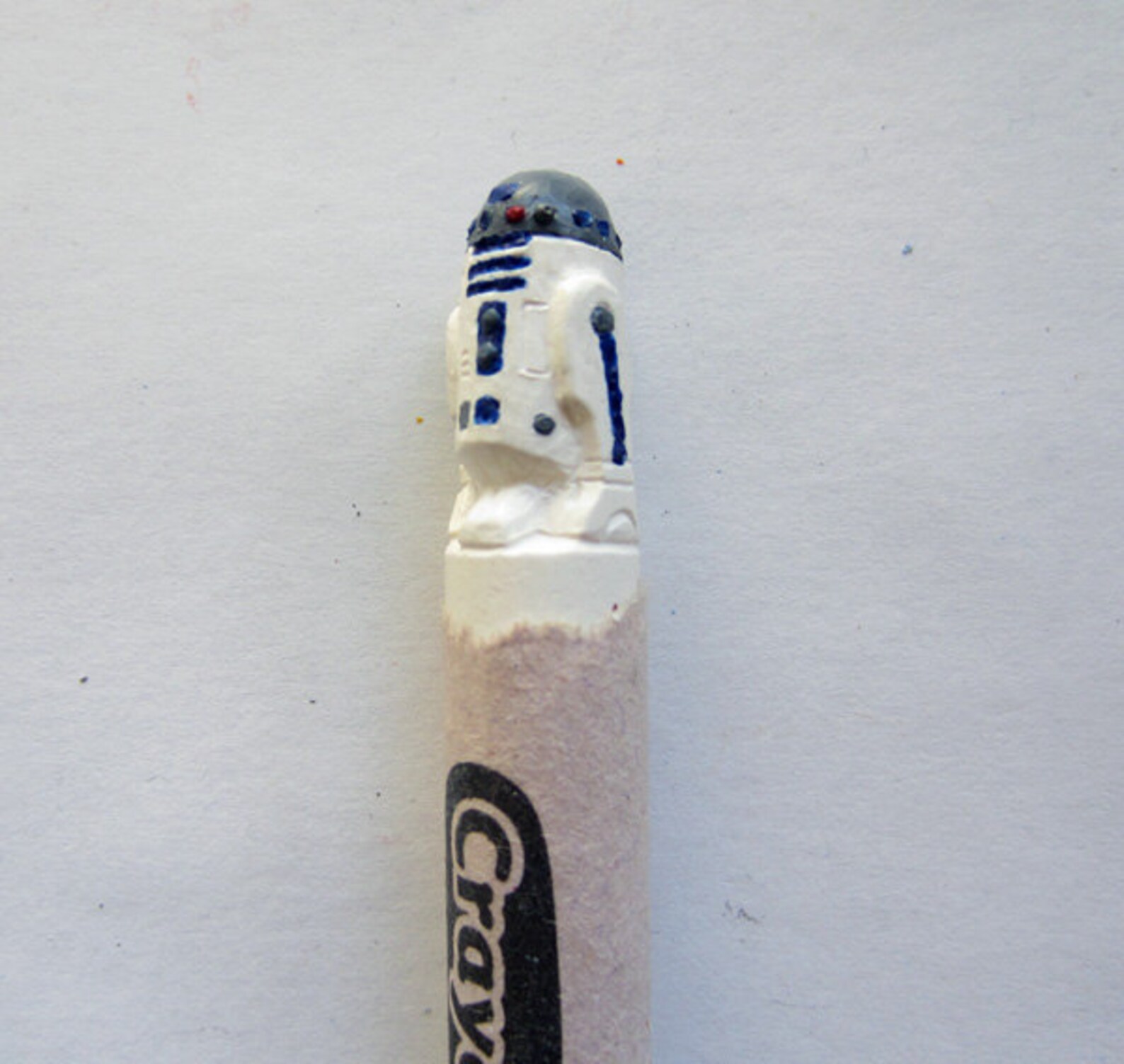 R2D2 Star Wars Crayon Carving | Etsy