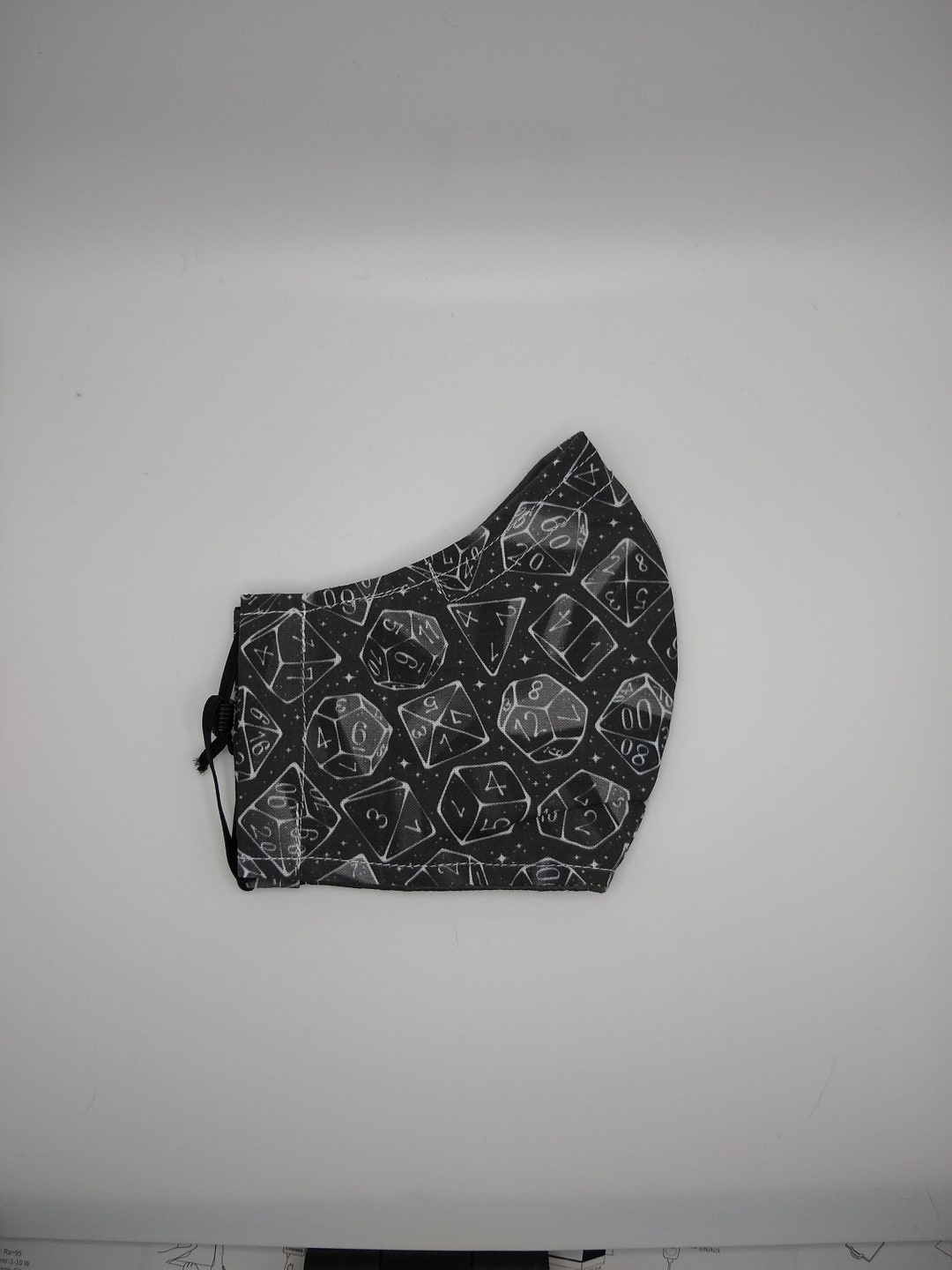 Made to order 2 layer gray dice face mask - Etsy Österreich