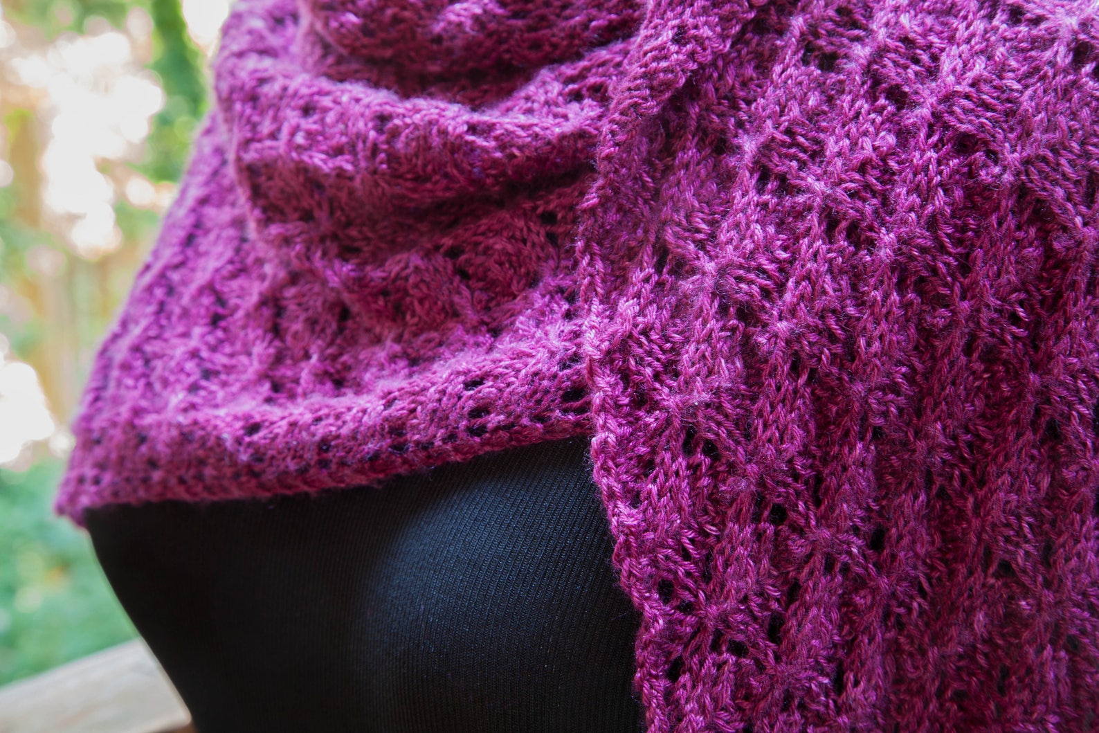 Shawl Knitting Pattern Ailianna Triangular Bottoms up - Etsy